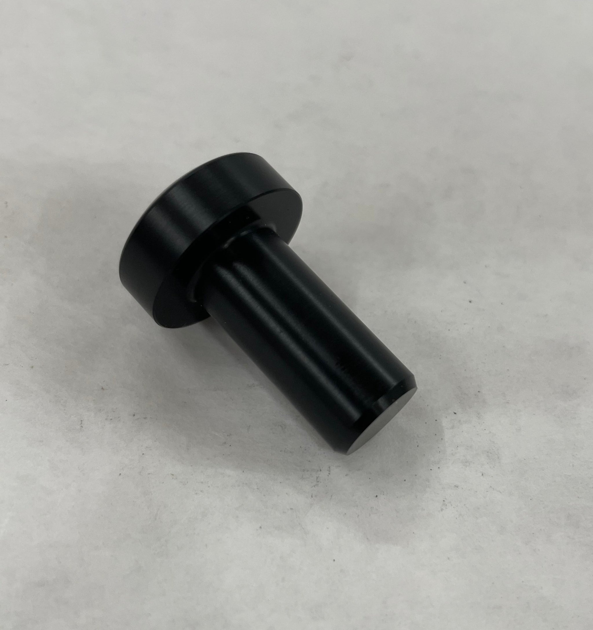 PLUG PIVOT AXLE INBOARD FSAE/DSR FIXED INBOARD - 02003162 – Taylor Race ...
